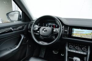 Skoda Kodiaq 2023 in Riga, with an engine capacity of 2.00 L and mileage of 134 thousand km for 30500 €, photo 34 on AUTOMOTO.COM.LV