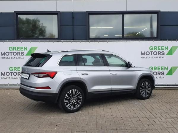Skoda Kodiaq 2023 in Tukums on AUTOMOTO.COM.LV Skoda Kodiaq 2023 in Tukums, with an engine capacity of 2.00 L and mileage of 80 thousand km for 30900 β¬, photo 3 on AUTOMOTO.COM.LV