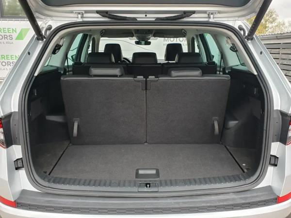 Skoda Kodiaq 2023 in Tukums on AUTOMOTO.COM.LV Skoda Kodiaq 2023 in Tukums, with an engine capacity of 2.00 L and mileage of 80 thousand km for 30900 β¬, photo 11 on AUTOMOTO.COM.LV