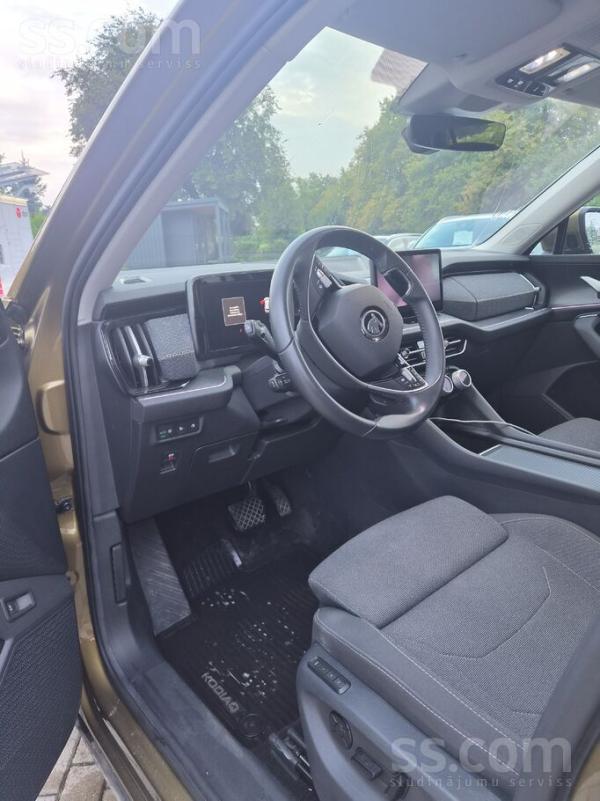 Skoda Kodiaq 2024 Rīga vietnē Skoda Kodiaq 2024 Rīga, ar dzinēja tilpumu 1.50 L un nobraukumu 33 tūkst. km par 33000 €, foto 4 vietnē AUTOMOTO.COM.LV