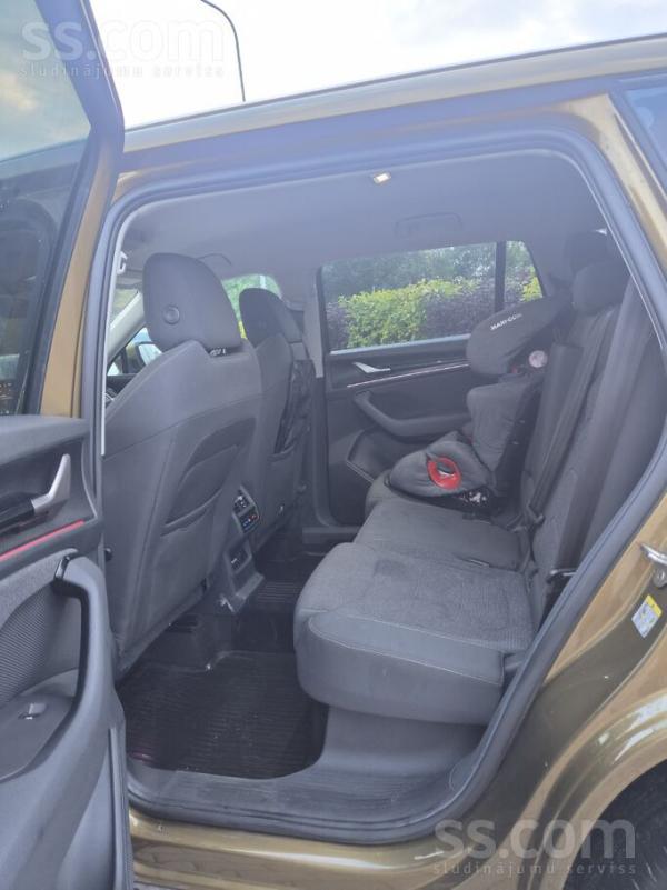Skoda Kodiaq 2024 Rīga vietnē Skoda Kodiaq 2024 Rīga, ar dzinēja tilpumu 1.50 L un nobraukumu 33 tūkst. km par 33000 €, foto 5 vietnē AUTOMOTO.COM.LV