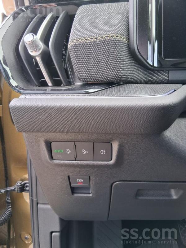 Skoda Kodiaq 2026 Rīga, ar dzinēja tilpumu 1.50 L un nobraukumu 3 tūkst. km par 40500 €, foto 10 vietnē AUTOMOTO.COM.LV