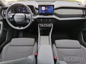 Skoda Kodiaq 2026 Rīga, ar dzinēja tilpumu 1.50 L un nobraukumu 3 tūkst. km par 40500 €, foto 22 vietnē AUTOMOTO.COM.LV