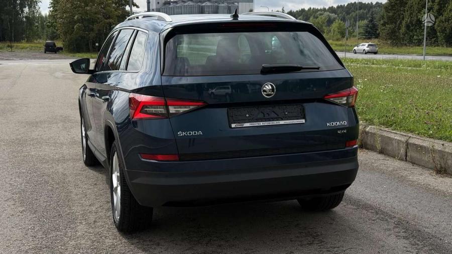 Zaļš Skoda Kodiaq 2017 Panevēža, ar dzinēja tilpumu 1.97 L un nobraukumu 93 tūkst. km par 21800 €, foto 12 vietnē AUTOMOTO.COM.LV