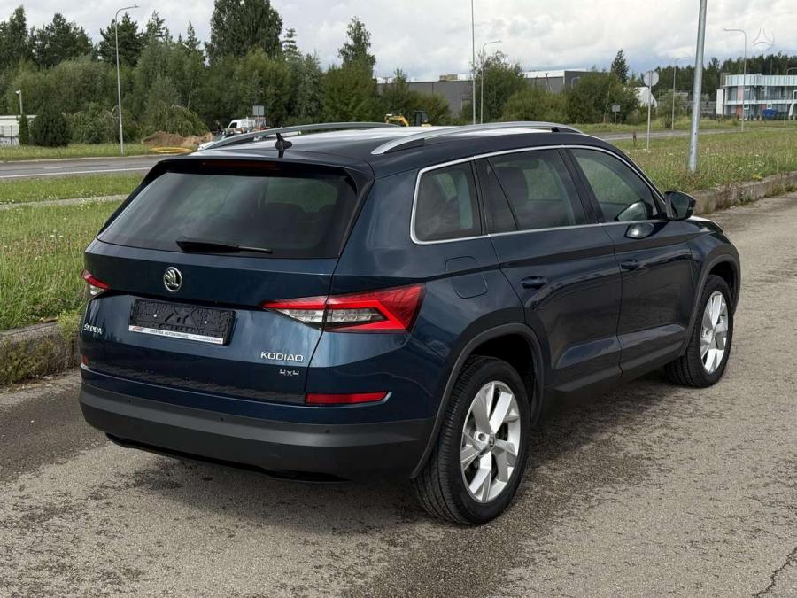 Zaļš Skoda Kodiaq 2017 Panevēža, ar dzinēja tilpumu 1.97 L un nobraukumu 93 tūkst. km par 21800 €, foto 17 vietnē AUTOMOTO.COM.LV