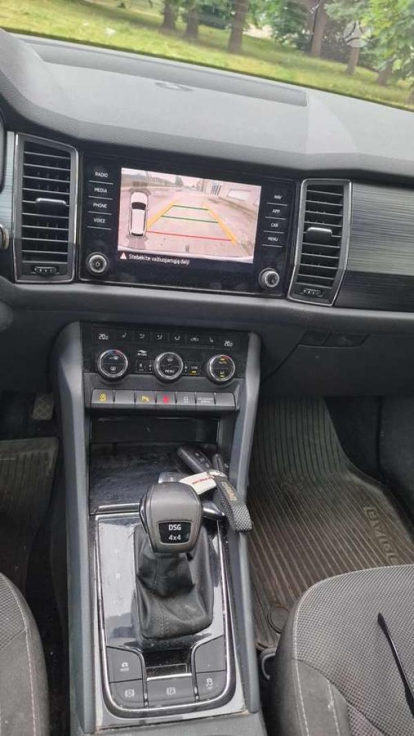 Zaļš Skoda Kodiaq 2018 Kauņa, ar dzinēja tilpumu 1.97 L un nobraukumu 240 tūkst. km par 13650 €, foto 8 vietnē AUTOMOTO.COM.LV