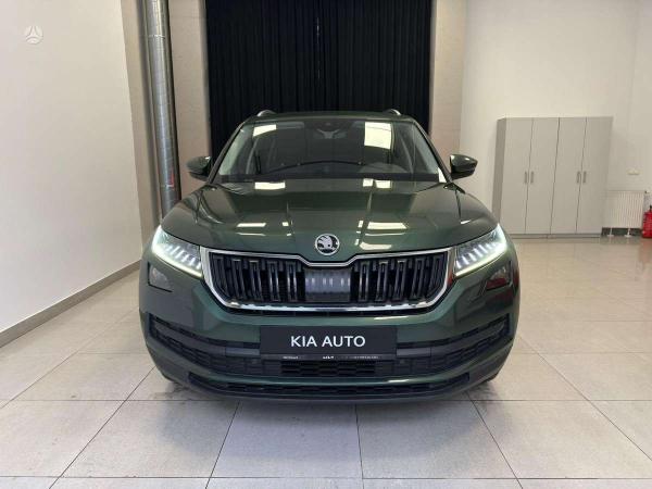 Green Skoda Kodiaq 2019 in Vilnius, with an engine capacity of 2.00 L and mileage of 194 thousand km for 20900 €, photo 3 on AUTOMOTO.COM.LV