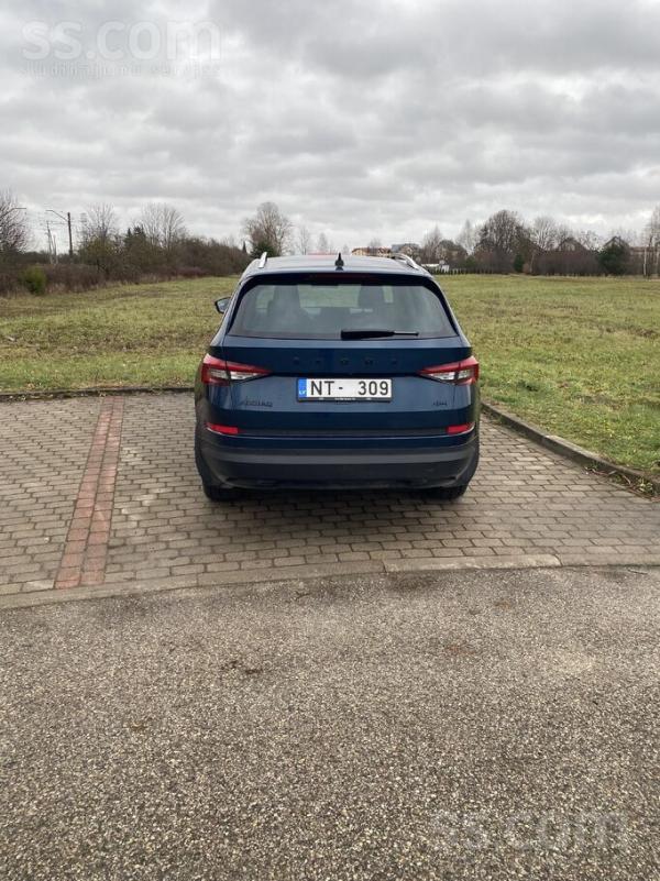Skoda Kodiaq 2019 Rīga vietnē Zaļš Skoda Kodiaq 2019 Rīga, ar dzinēja tilpumu 2.00 L un nobraukumu 169 tūkst. km par 22500 €, foto 3 vietnē AUTOMOTO.COM.LV