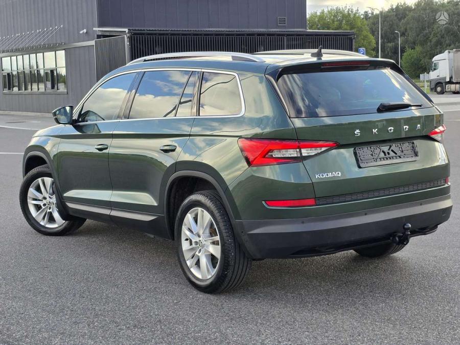 Green Skoda Kodiaq 2020 in Jonava, with an engine capacity of 2.00 L and mileage of 274 thousand km for 21900 €, photo 8 on AUTOMOTO.COM.LV