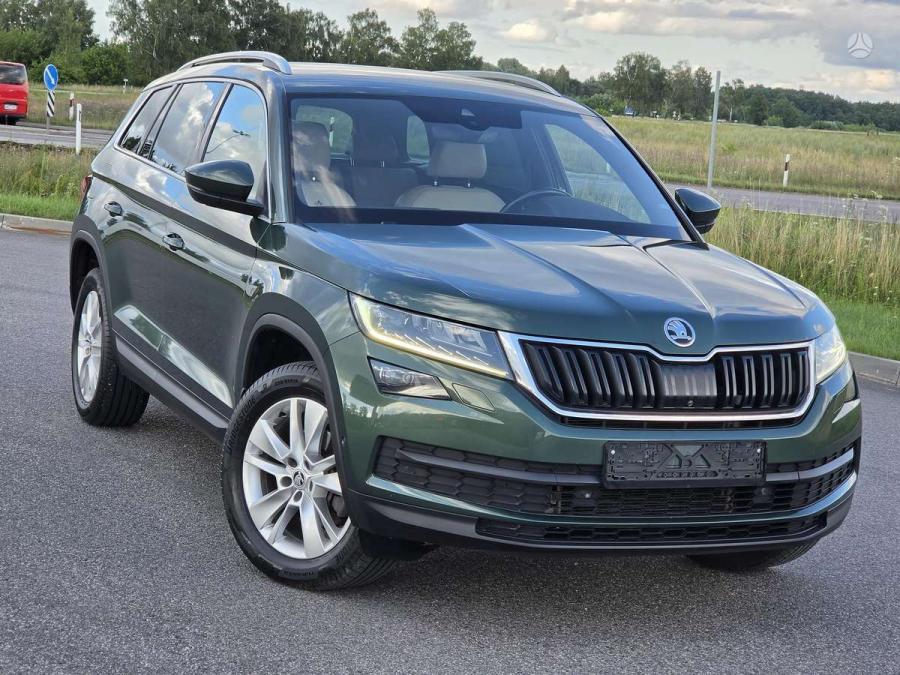 Green Skoda Kodiaq 2020 in Jonava, with an engine capacity of 2.00 L and mileage of 274 thousand km for 21900 €, photo 9 on AUTOMOTO.COM.LV