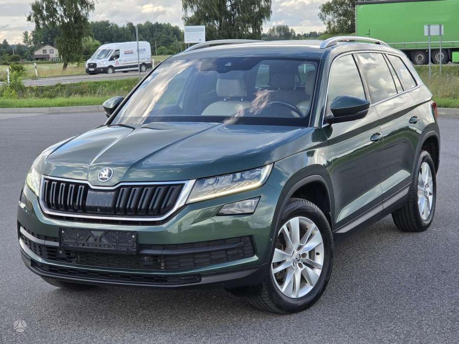 Green Skoda Kodiaq 2020 in Jonava, with an engine capacity of 2.00 L and mileage of 274 thousand km for 21900 €, photo 10 on AUTOMOTO.COM.LV