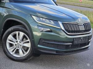 Green Skoda Kodiaq 2020 in Jonava, with an engine capacity of 2.00 L and mileage of 274 thousand km for 21900 €, photo 11 on AUTOMOTO.COM.LV