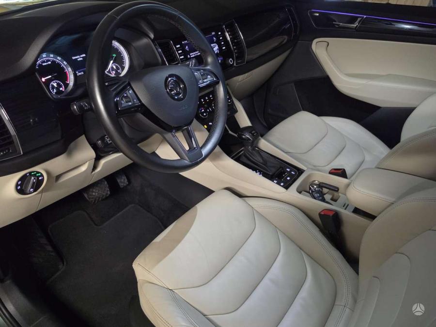 Green Skoda Kodiaq 2020 in Jonava, with an engine capacity of 2.00 L and mileage of 274 thousand km for 21900 €, photo 18 on AUTOMOTO.COM.LV