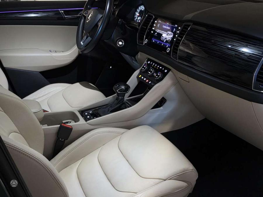 Green Skoda Kodiaq 2020 in Jonava, with an engine capacity of 2.00 L and mileage of 274 thousand km for 21900 €, photo 20 on AUTOMOTO.COM.LV