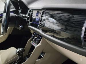 Green Skoda Kodiaq 2020 in Jonava, with an engine capacity of 2.00 L and mileage of 274 thousand km for 21900 €, photo 24 on AUTOMOTO.COM.LV