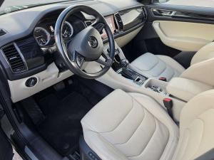 Green Skoda Kodiaq 2020 in Jonava, with an engine capacity of 2.00 L and mileage of 274 thousand km for 21900 €, photo 40 on AUTOMOTO.COM.LV