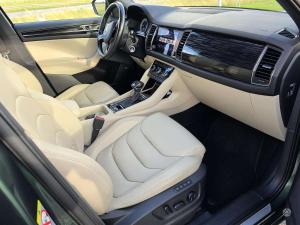 Green Skoda Kodiaq 2020 in Jonava, with an engine capacity of 2.00 L and mileage of 274 thousand km for 21900 €, photo 41 on AUTOMOTO.COM.LV
