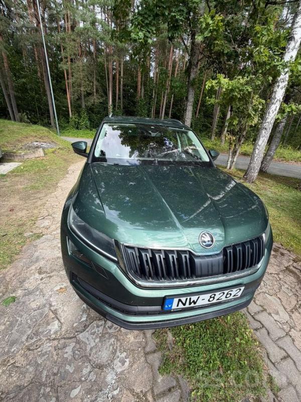 Green Skoda Kodiaq 2020 in Valmiera, with an engine capacity of 2.00 L and mileage of 278 thousand km for 18300 €, photo 3 on AUTOMOTO.COM.LV