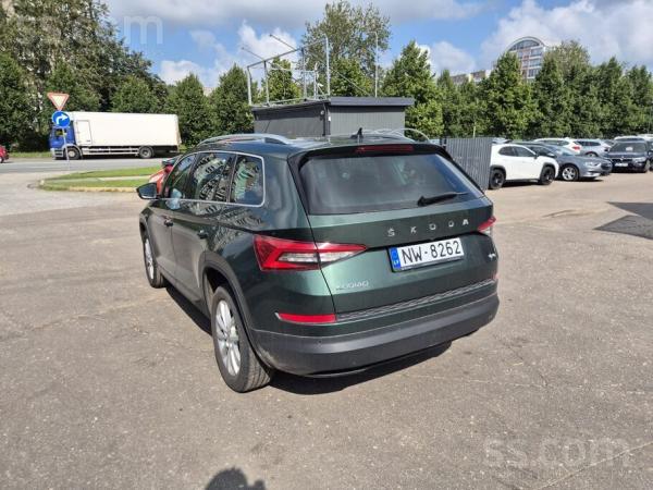 Zaļš Skoda Kodiaq 2020 Rīga, ar dzinēja tilpumu 2.00 L un nobraukumu 279 tūkst. km par 18890 €, foto 8 vietnē AUTOMOTO.COM.LV