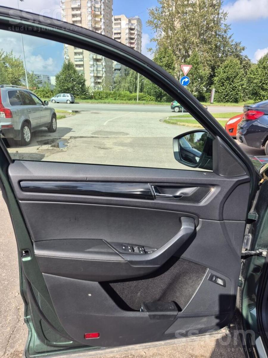 Zaļš Skoda Kodiaq 2020 Rīga, ar dzinēja tilpumu 2.00 L un nobraukumu 279 tūkst. km par 18890 €, foto 16 vietnē AUTOMOTO.COM.LV