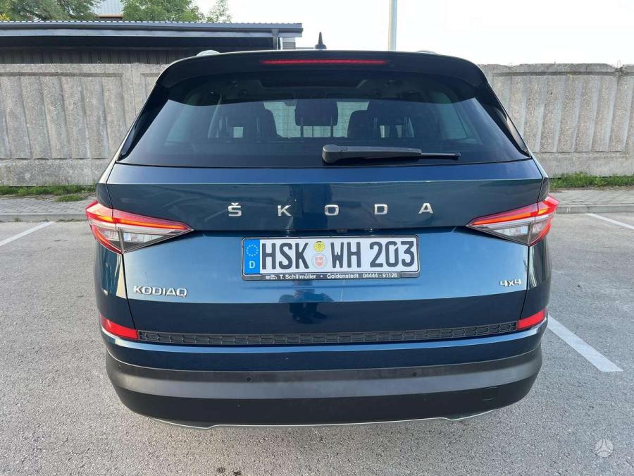 Green Skoda Kodiaq 2022 in Telschi, with an engine capacity of 1.97 L and mileage of 154 thousand km for 21850 €, photo 6 on AUTOMOTO.COM.LV