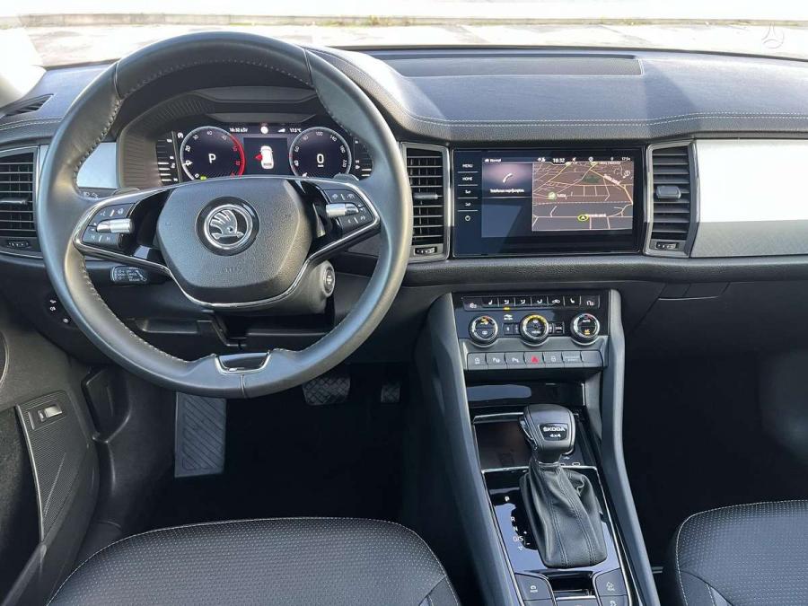 Green Skoda Kodiaq 2022 in Telschi, with an engine capacity of 1.97 L and mileage of 154 thousand km for 21850 €, photo 13 on AUTOMOTO.COM.LV