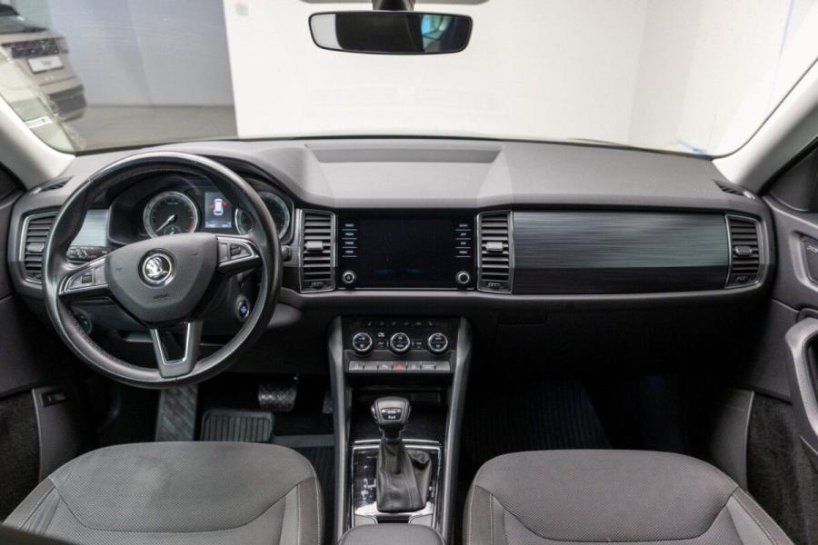 Zaļš Skoda Kodiaq 2018 Jehvi, ar dzinēja tilpumu 2.00 L un nobraukumu 177 tūkst. km par 19500 €, foto 13 vietnē AUTOMOTO.COM.LV