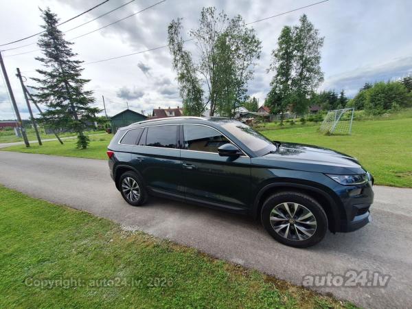 Zaļš Skoda Kodiaq 2023 Tallina, ar dzinēja tilpumu 1.50 L un nobraukumu 79 tūkst. km par 33000 €, foto 3 vietnē AUTOMOTO.COM.LV