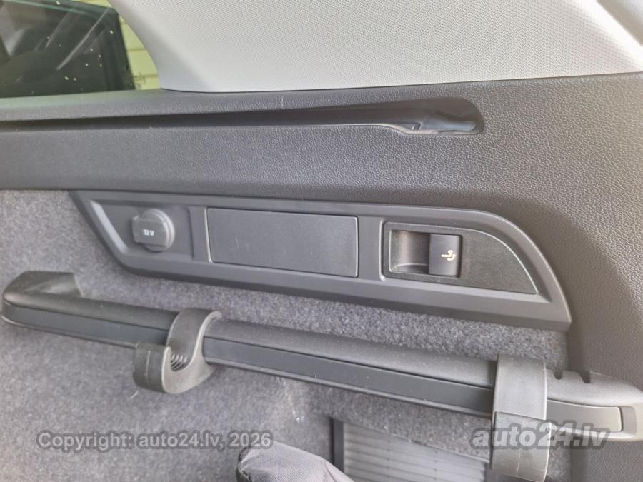 Зеленый Шкода Kodiaq 2023 в Таллин, объемом двигателя 1.50 л и пробегом 79 тыс. км за 33000 €, фото 14 на AUTOMOTO.COM.LV