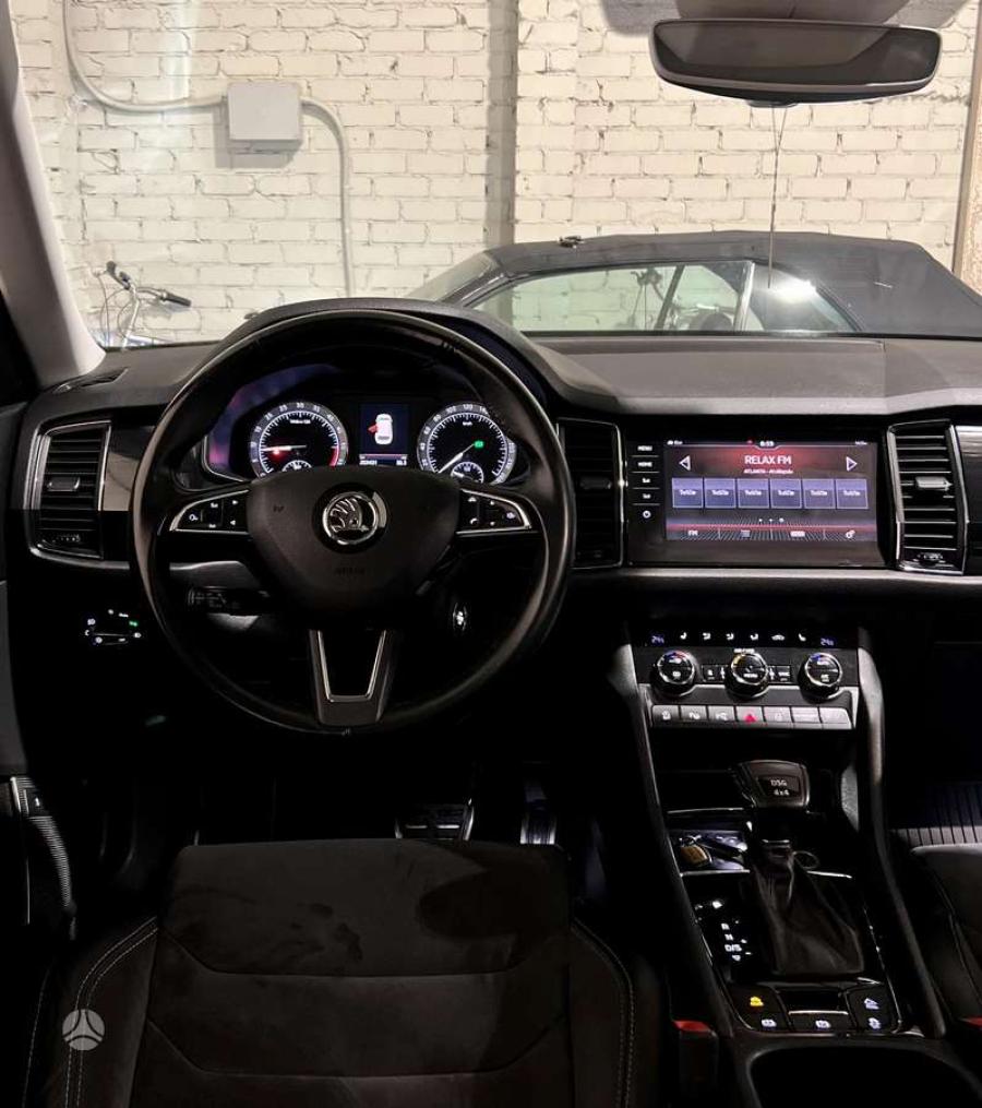 Pelēks Skoda Kodiaq 2017 Klaipėda, ar dzinēja tilpumu 1.97 L un nobraukumu 203 tūkst. km par 17999 €, foto 9 vietnē AUTOMOTO.COM.LV