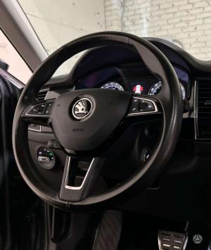 Pelēks Skoda Kodiaq 2017 Klaipėda, ar dzinēja tilpumu 1.97 L un nobraukumu 203 tūkst. km par 17999 €, foto 12 vietnē AUTOMOTO.COM.LV
