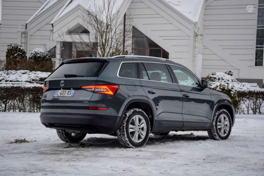 Grey Skoda Kodiaq 2017 in Elektrenai, with an engine capacity of 1.97 L and mileage of 250 thousand km for 17500 €, photo 5 on AUTOMOTO.COM.LV