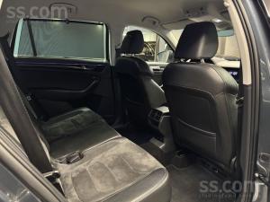 Grey Skoda Kodiaq 2017 in Riga, with an engine capacity of 1.40 L and mileage of 177 thousand km for 17990 €, photo 21 on AUTOMOTO.COM.LV