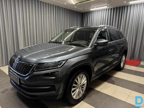 Pelēks Skoda Kodiaq 2017 Mārupe, ar dzinēja tilpumu 1.40 L un nobraukumu 177 tūkst. km par 17990 €, foto 1 vietnē AUTOMOTO.COM.LV