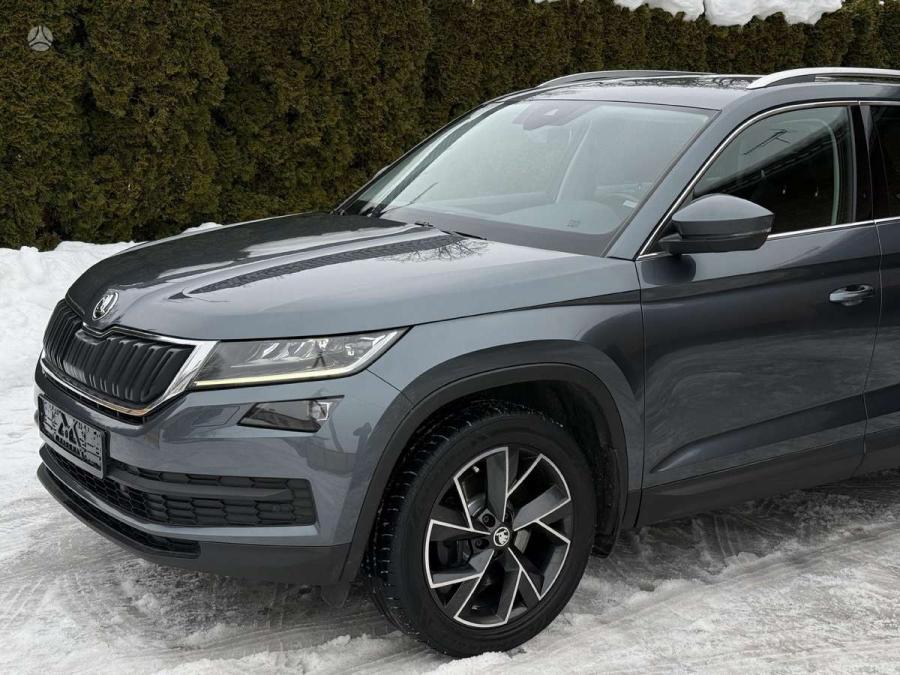 Pelēks Skoda Kodiaq 2017 Jonava, ar dzinēja tilpumu 1.97 L un nobraukumu 250 tūkst. km par 17250 €, foto 38 vietnē AUTOMOTO.COM.LV