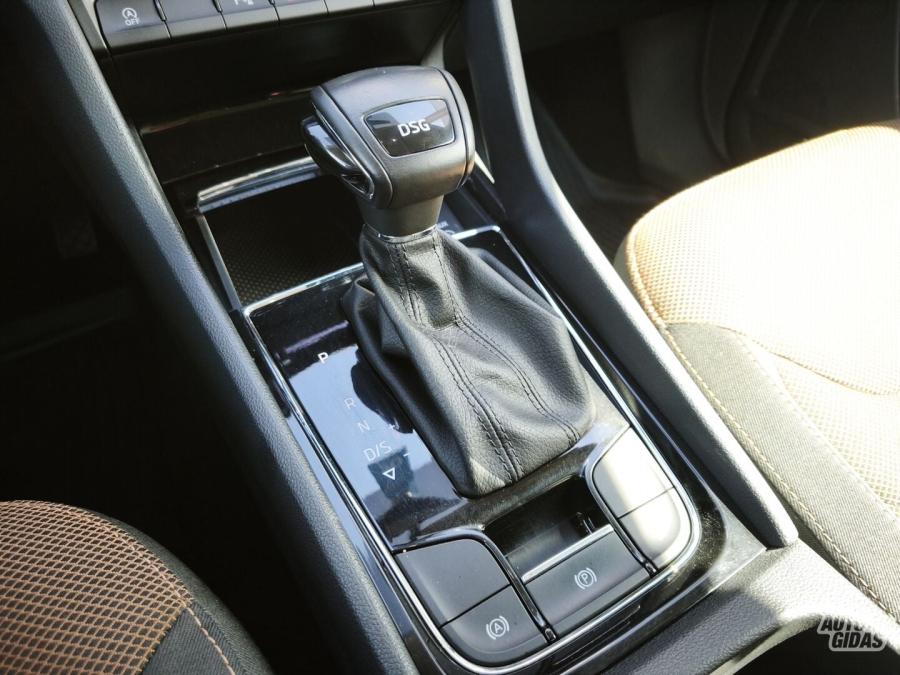 Pelēks Skoda Kodiaq 2017 Kauņa, ar dzinēja tilpumu 1.40 L un nobraukumu 123 tūkst. km par 19471 €, foto 28 vietnē AUTOMOTO.COM.LV