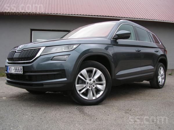 Grey Skoda Kodiaq 2017 in Riga, with an engine capacity of 2.00 L and mileage of 0 thousand km for 16750 €, photo 9 on AUTOMOTO.COM.LV