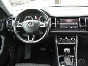 Grey Skoda Kodiaq 2017 in Riga, with an engine capacity of 2.00 L and mileage of 0 thousand km for 16750 €, photo 15 on AUTOMOTO.COM.LV