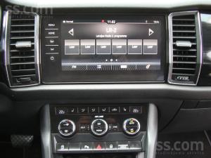 Grey Skoda Kodiaq 2017 in Riga, with an engine capacity of 2.00 L and mileage of 0 thousand km for 16750 €, photo 18 on AUTOMOTO.COM.LV