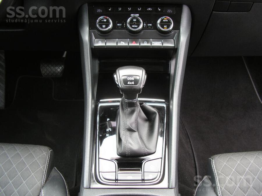 Grey Skoda Kodiaq 2017 in Riga, with an engine capacity of 2.00 L and mileage of 0 thousand km for 16750 €, photo 19 on AUTOMOTO.COM.LV