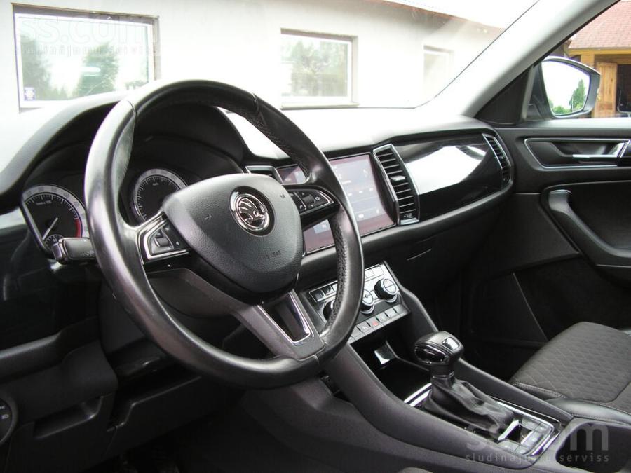 Grey Skoda Kodiaq 2017 in Riga, with an engine capacity of 2.00 L and mileage of 0 thousand km for 16750 €, photo 20 on AUTOMOTO.COM.LV