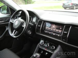 Grey Skoda Kodiaq 2017 in Riga, with an engine capacity of 2.00 L and mileage of 0 thousand km for 16750 €, photo 32 on AUTOMOTO.COM.LV