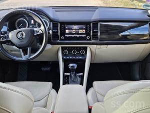 Pelēks Skoda Kodiaq 2017 Jēkabpils, ar dzinēja tilpumu 2.00 L un nobraukumu 268 tūkst. km par 17990 €, foto 18 vietnē AUTOMOTO.COM.LV