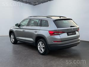 Pelēks Skoda Kodiaq 2017 Rīga, ar dzinēja tilpumu 1.40 L un nobraukumu 124 tūkst. km par 15970 €, foto 4 vietnē AUTOMOTO.COM.LV