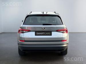Pelēks Skoda Kodiaq 2017 Rīga, ar dzinēja tilpumu 1.40 L un nobraukumu 124 tūkst. km par 15970 €, foto 5 vietnē AUTOMOTO.COM.LV