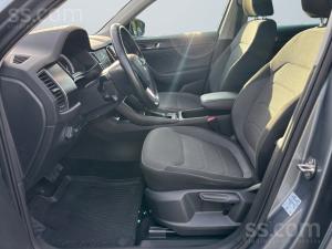 Pelēks Skoda Kodiaq 2017 Rīga, ar dzinēja tilpumu 1.40 L un nobraukumu 124 tūkst. km par 15970 €, foto 10 vietnē AUTOMOTO.COM.LV
