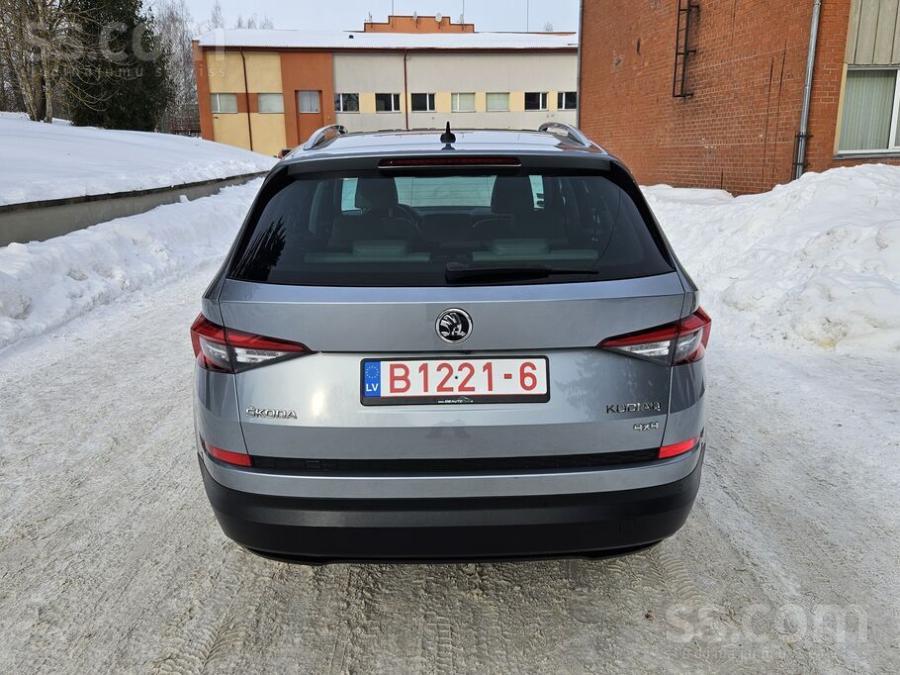 Pelēks Skoda Kodiaq 2017 Jēkabpils, ar dzinēja tilpumu 2.00 L un nobraukumu 268 tūkst. km par 18490 €, foto 6 vietnē AUTOMOTO.COM.LV