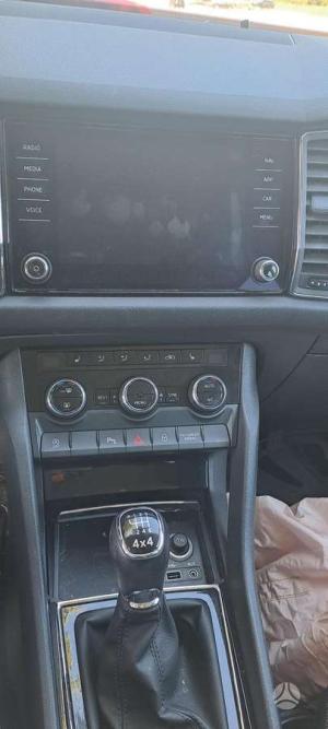 Grey Skoda Kodiaq 2017 in Marijampole, with an engine capacity of 1.40 L and mileage of 131 thousand km for 6999 €, photo 10 on AUTOMOTO.COM.LV