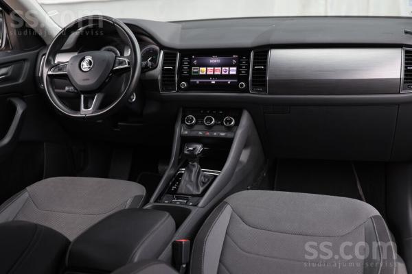 Grey Skoda Kodiaq 2017 in Tukums, with an engine capacity of 2.00 L and mileage of 247 thousand km for 15500 €, photo 5 on AUTOMOTO.COM.LV