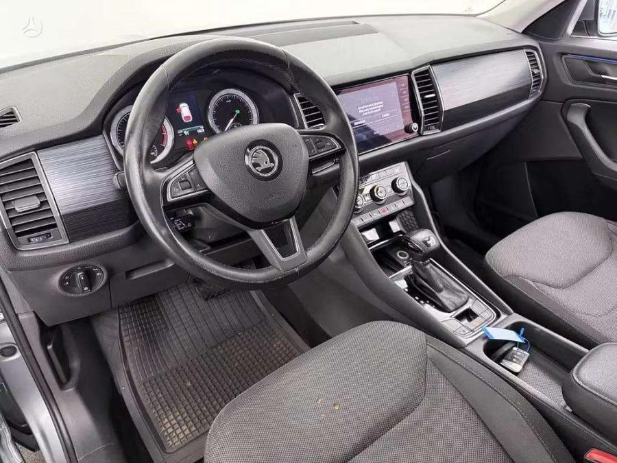 Серый Шкода Kodiaq 2017 в Вильнюс, объемом двигателя 0.00 л и пробегом 234 тыс. км за 13000 €, фото 7 на AUTOMOTO.COM.LV
